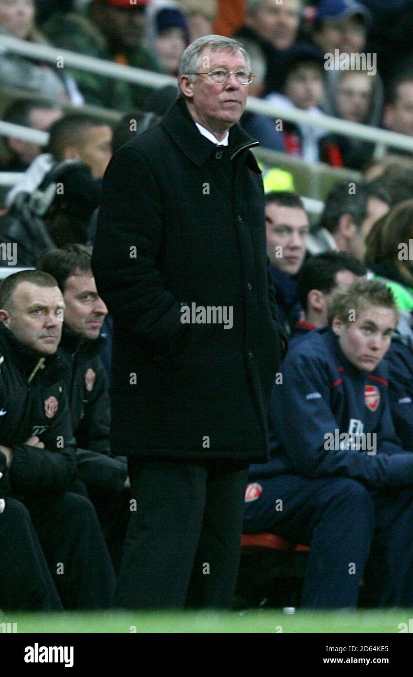 Alex ferguson on the touchline hi-res stock photography and images - Alamy