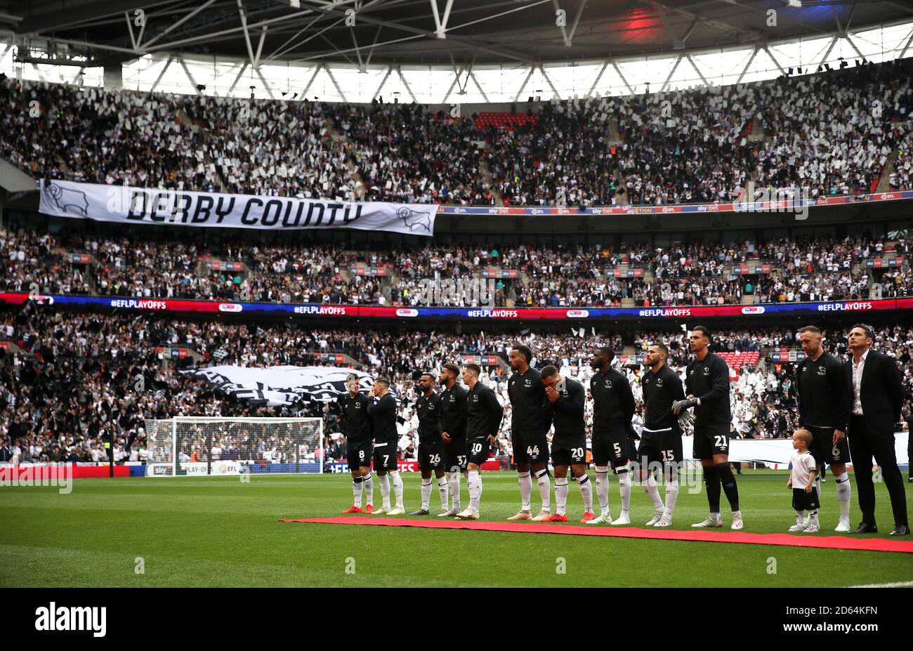 Football line up general view gv hi-res stock photography and images ...