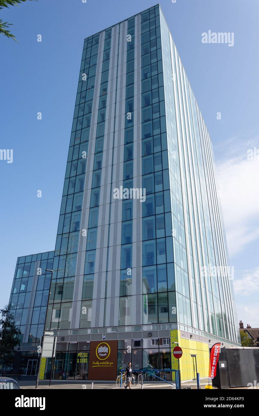 Centre point tower hi-res stock photography and images - Alamy