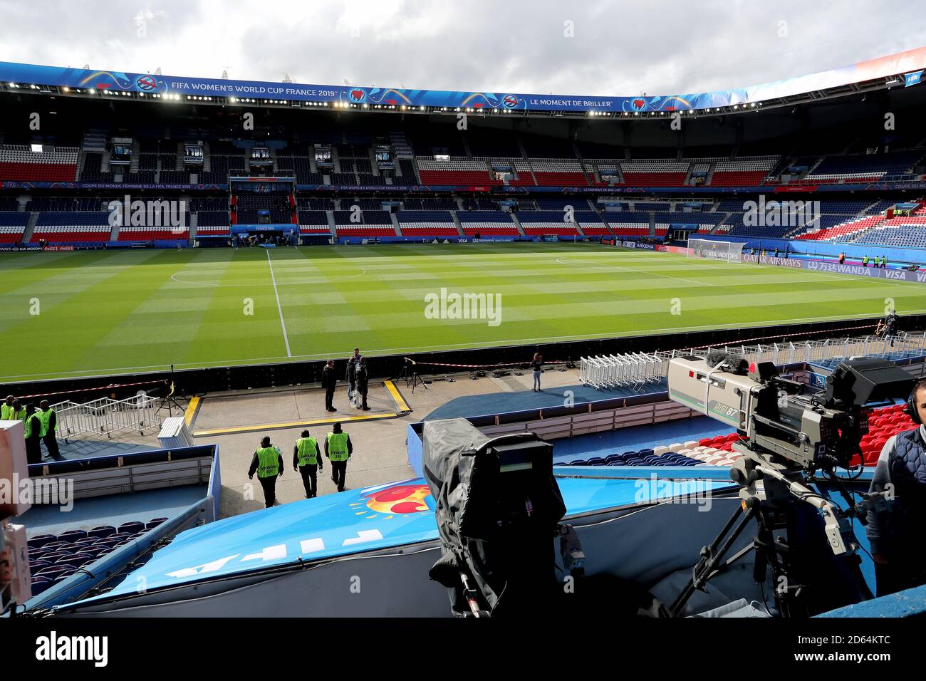 A general view of the ground ahead of kick-off Stock Photo - Alamy