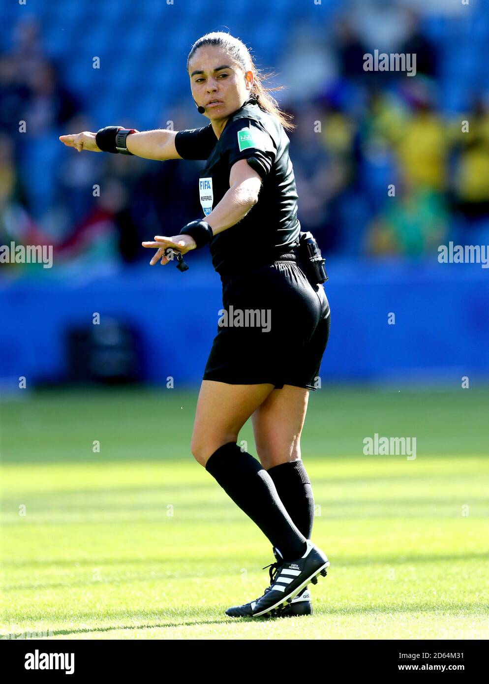 Football full length action referee hi-res stock photography and images ...