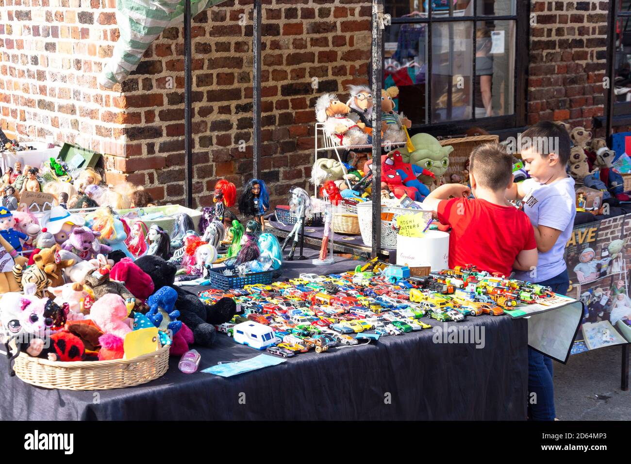 Toy stall hi-res stock photography and images - Alamy