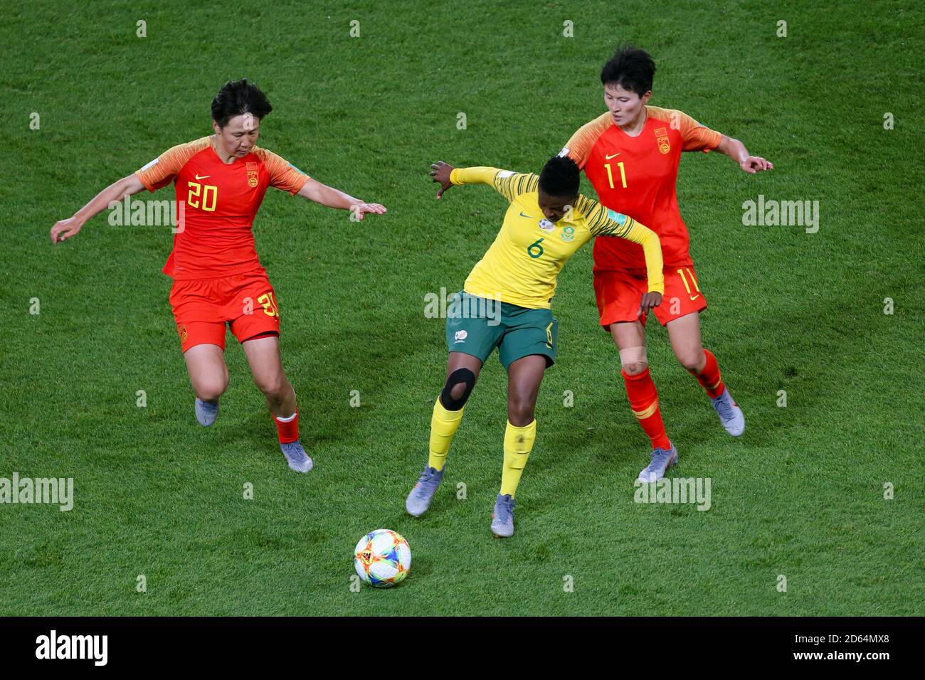 China's Zhang Rui (left) South Africa's Mamello Makhabane and China's ...