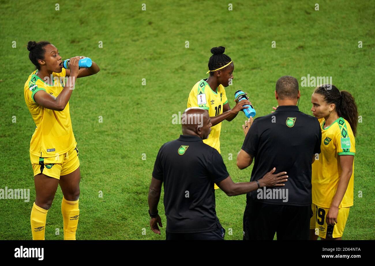Jamaica's Jody Brown (centre) and team-mates during a drinks break ...