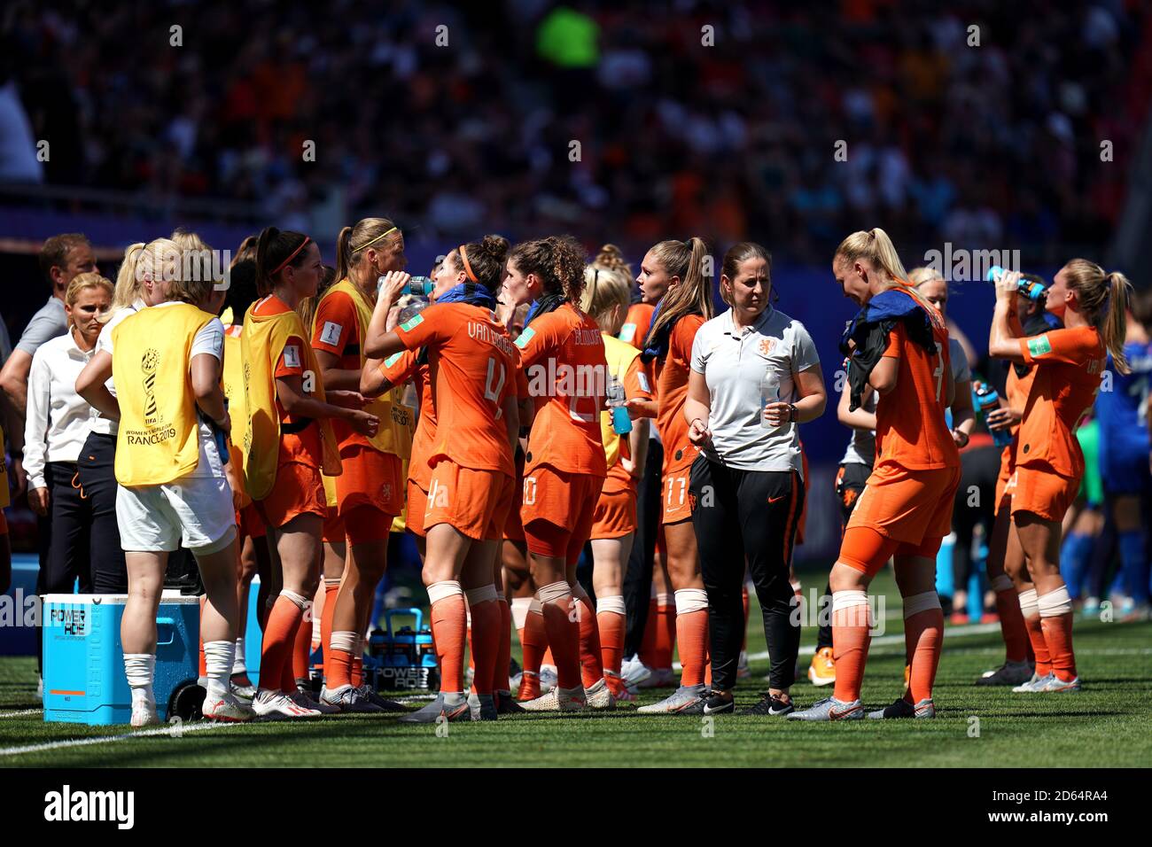 Netherlands players during a cooling break Stock Photo - Alamy