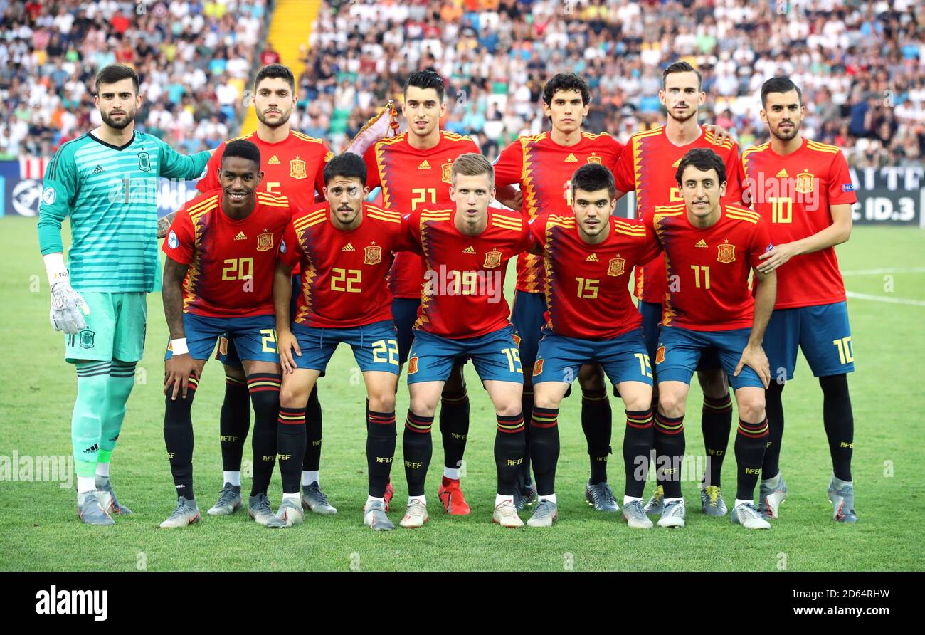 Spain team group hi-res stock photography and images - Alamy