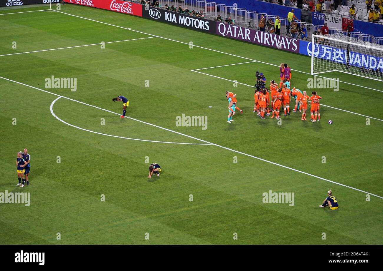 Netherlands players celebrate their win after the final whistle Stock ...