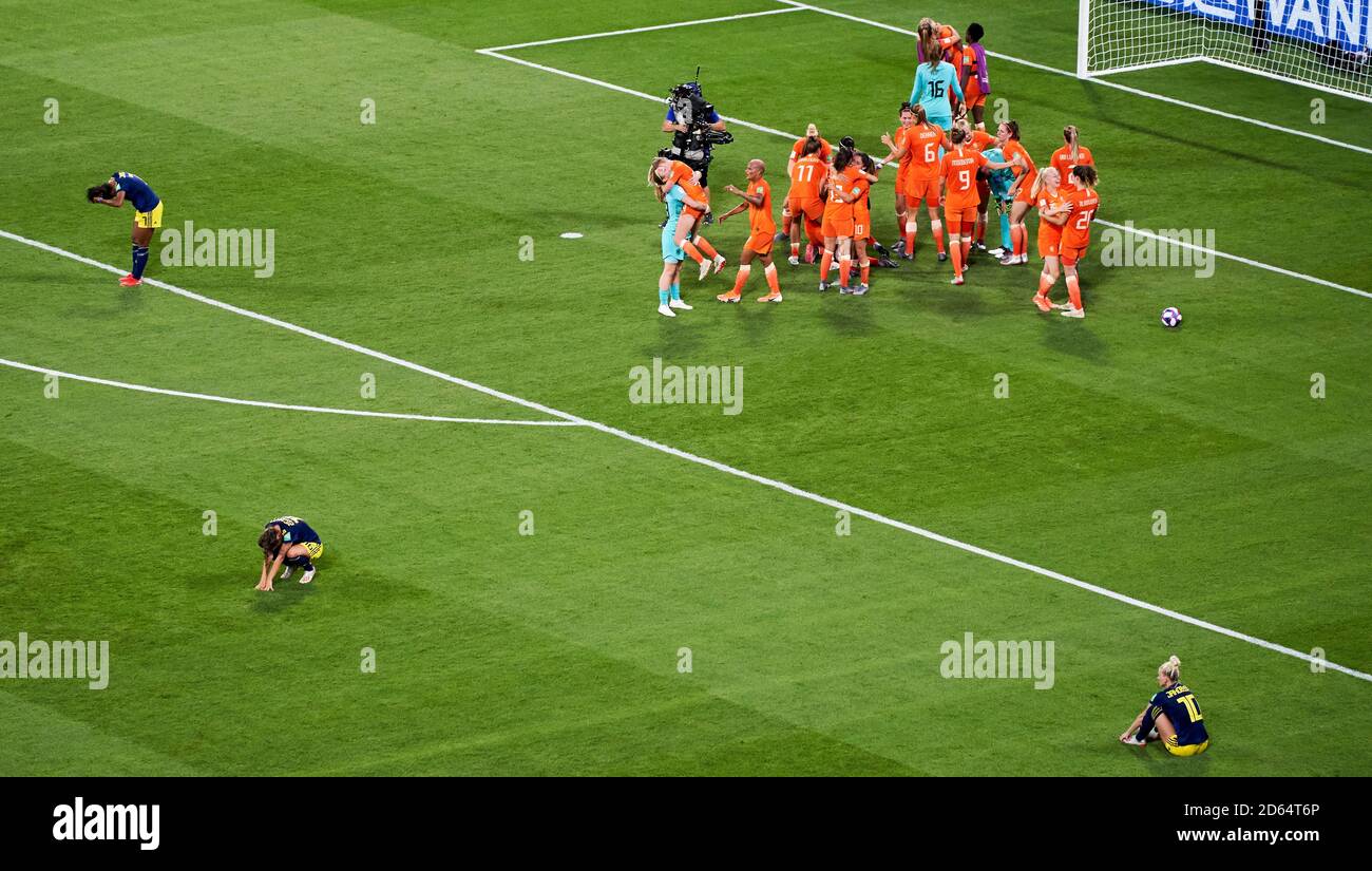Netherlands players celebrate their win after the final whistle Stock ...