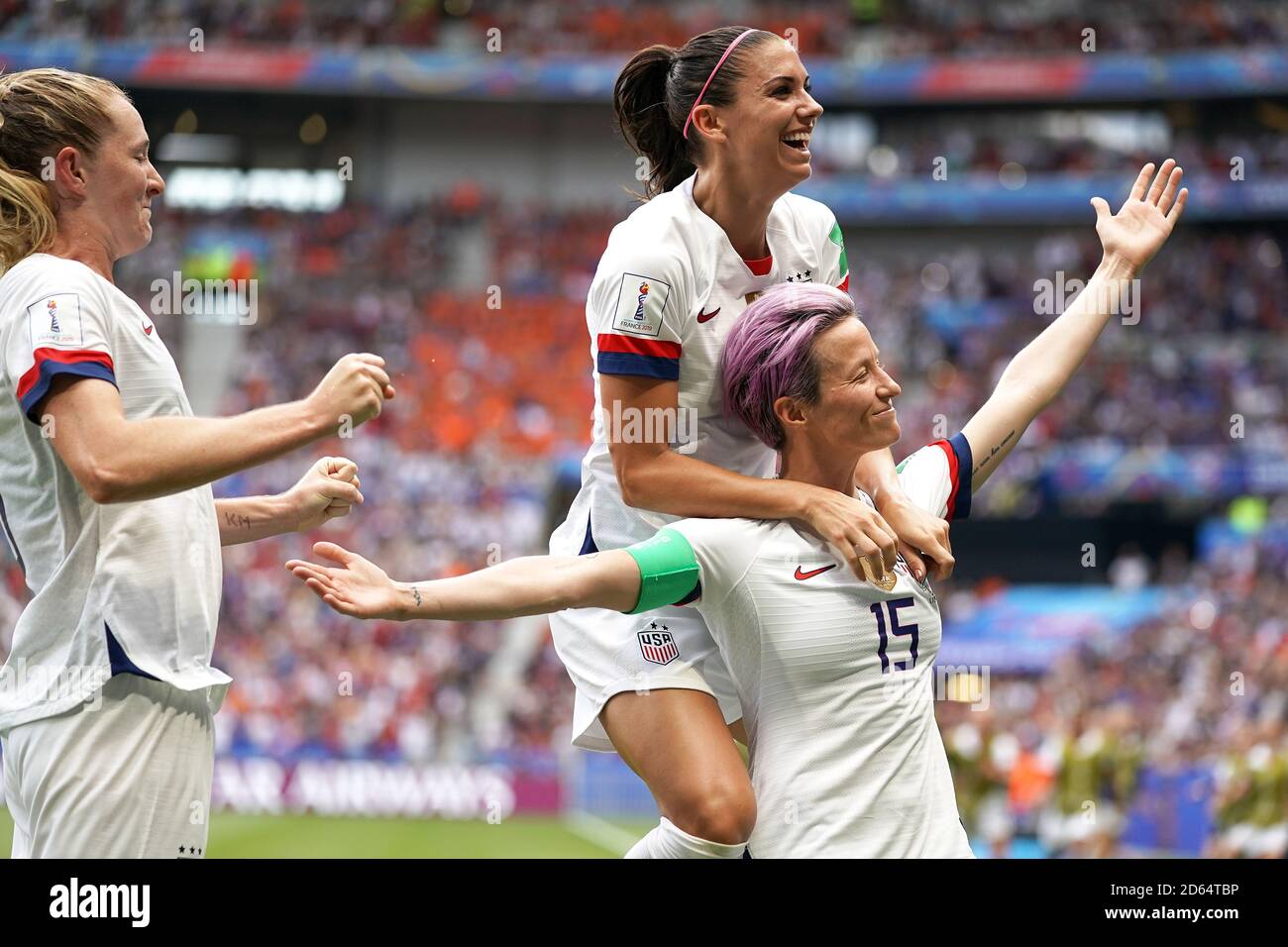 Megan rapinoe alex morgan hi-res stock photography and images - Alamy