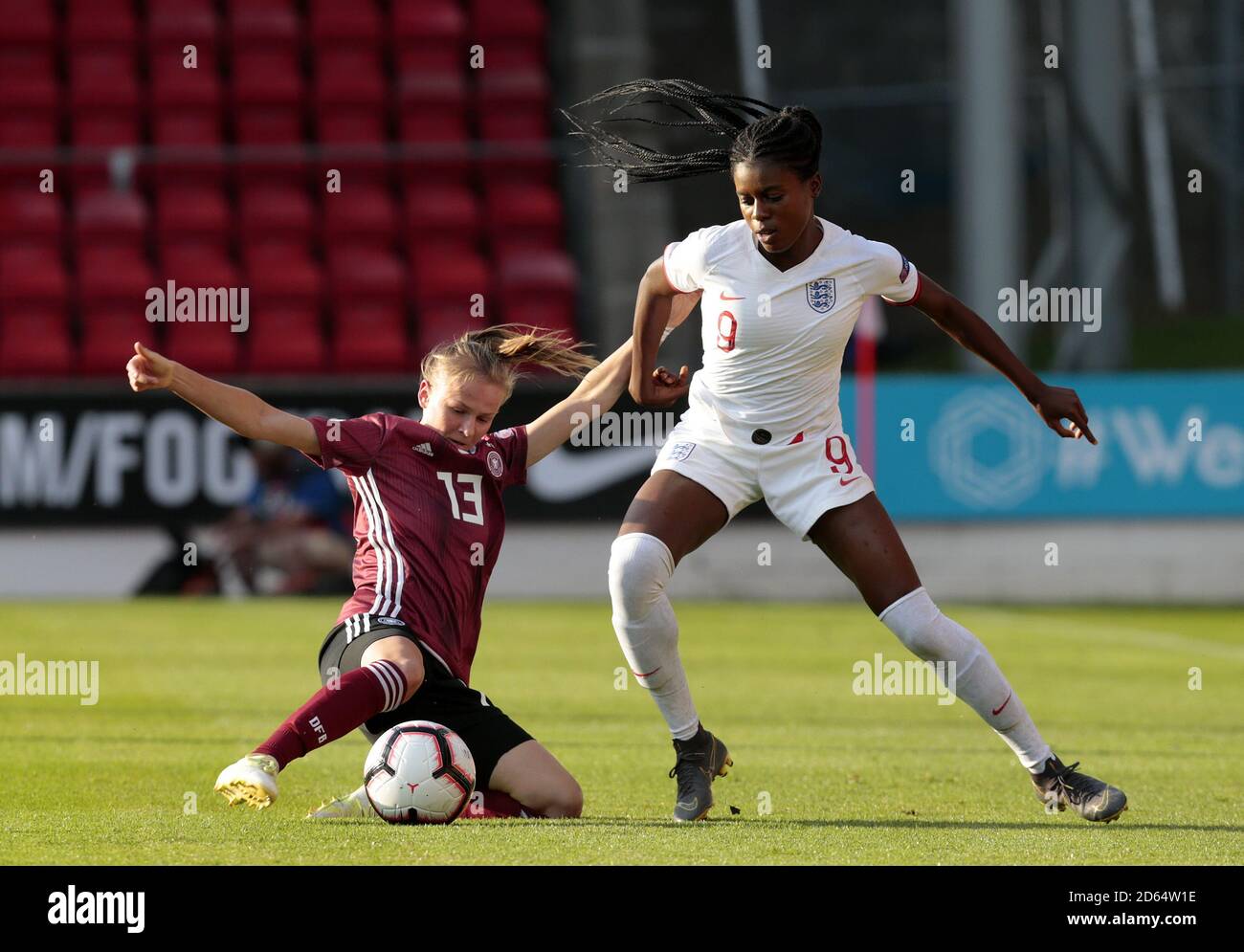 Jessica naz hi-res stock photography and images - Alamy