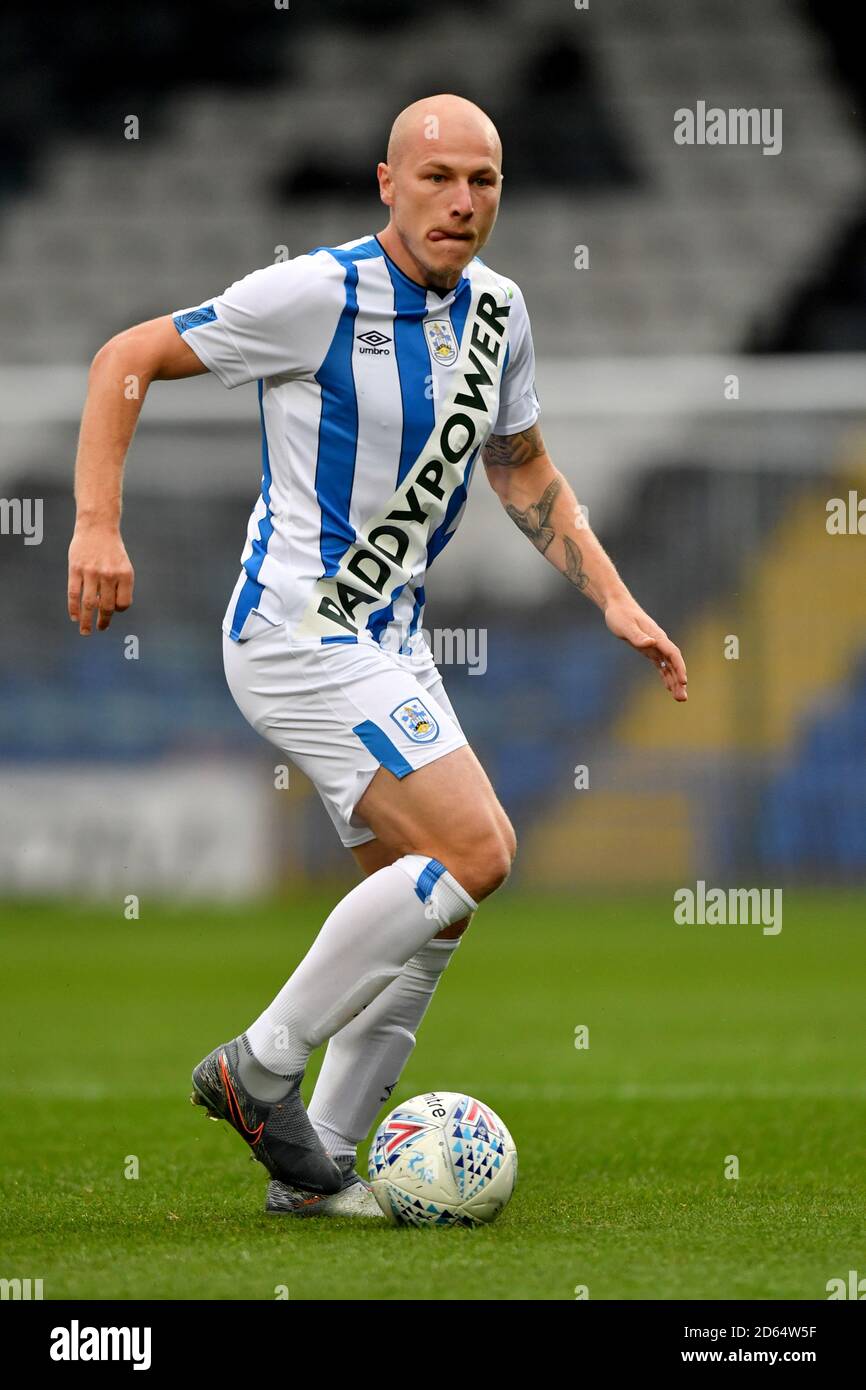 Huddersfield Town's Aaron Mooy Stock Photo - Alamy