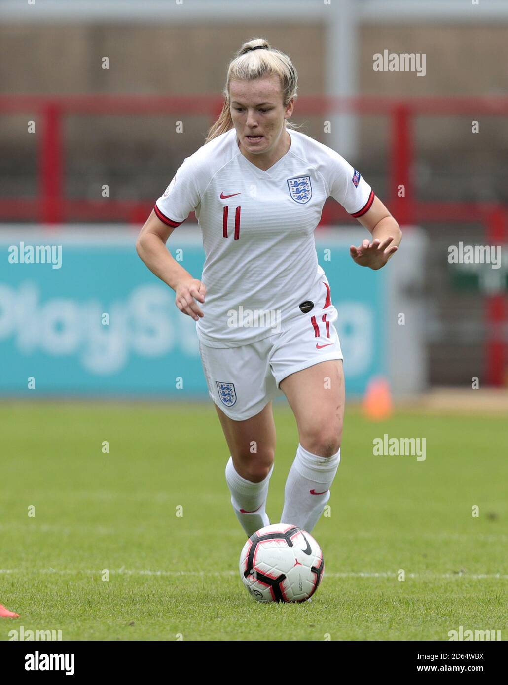 England's Lauren Hemp Stock Photo - Alamy