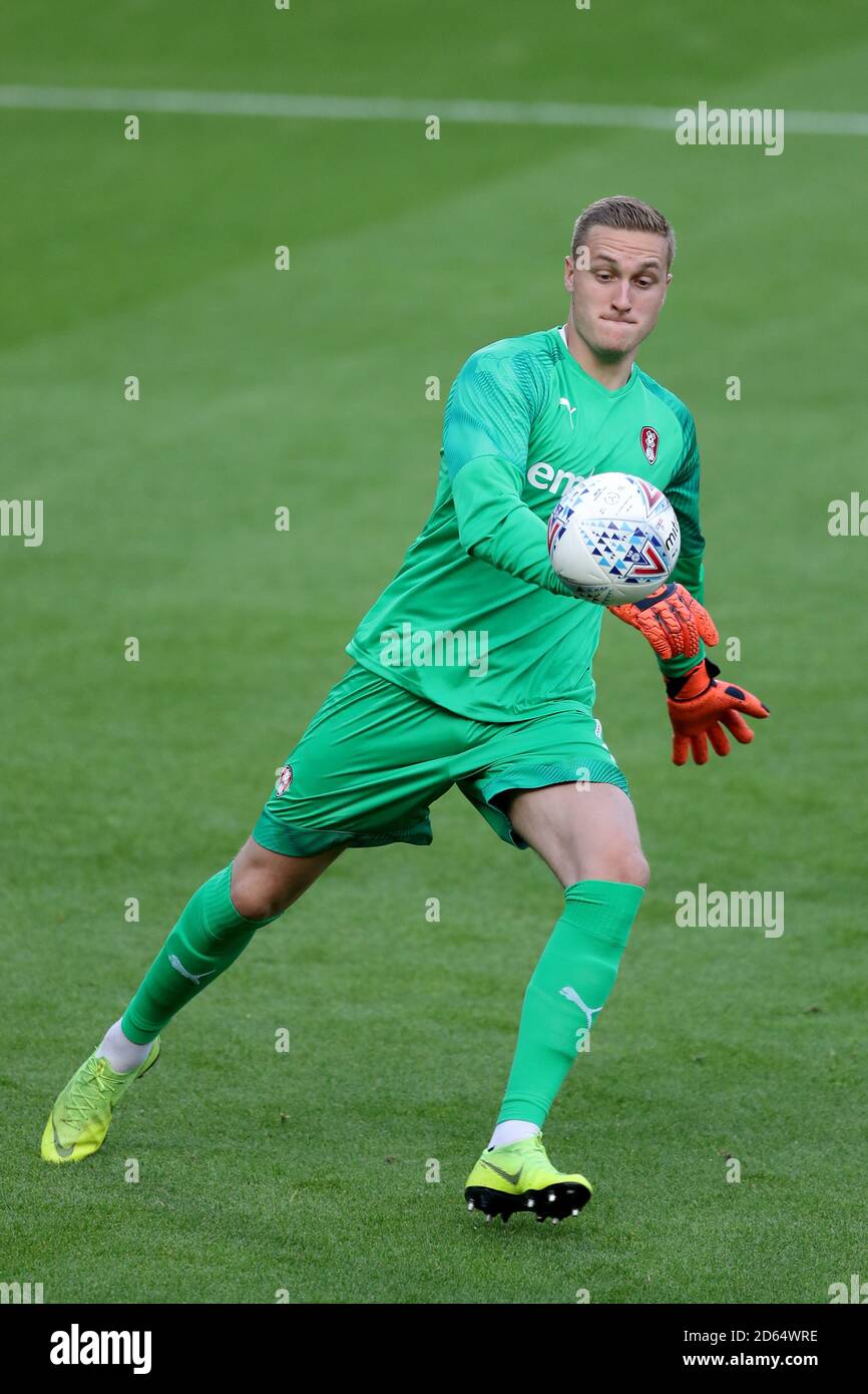 Rotherham United goalkeeper Daniel Iversen Stock Photo - Alamy