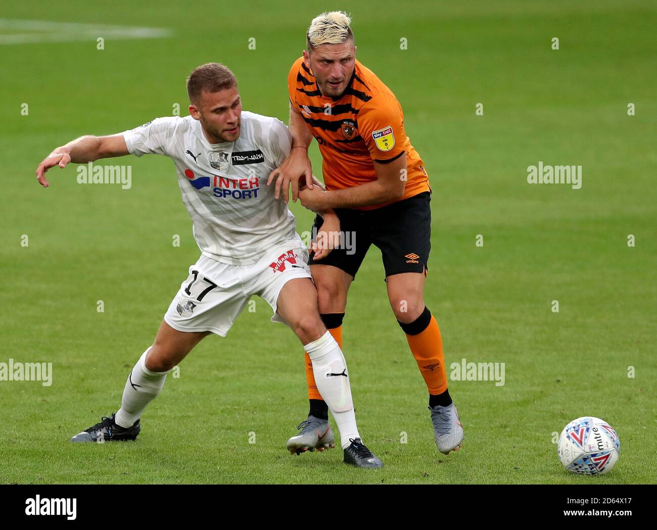 Amiens sc Alexis Blin and Hull City's David Milinkovic Stock Photo - Alamy