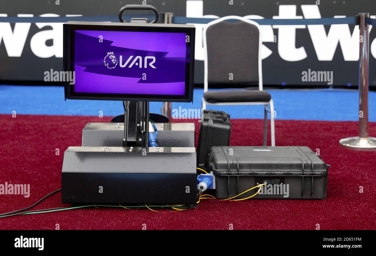 Var system hi-res stock photography and images - Alamy