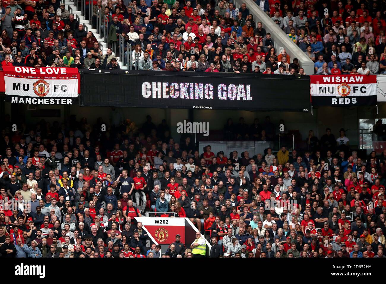 Var goal checks hi-res stock photography and images - Alamy