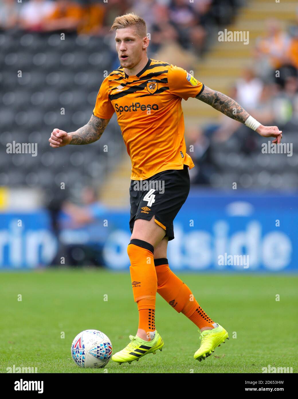 Hull City's Jordy de Wijs Stock Photo - Alamy