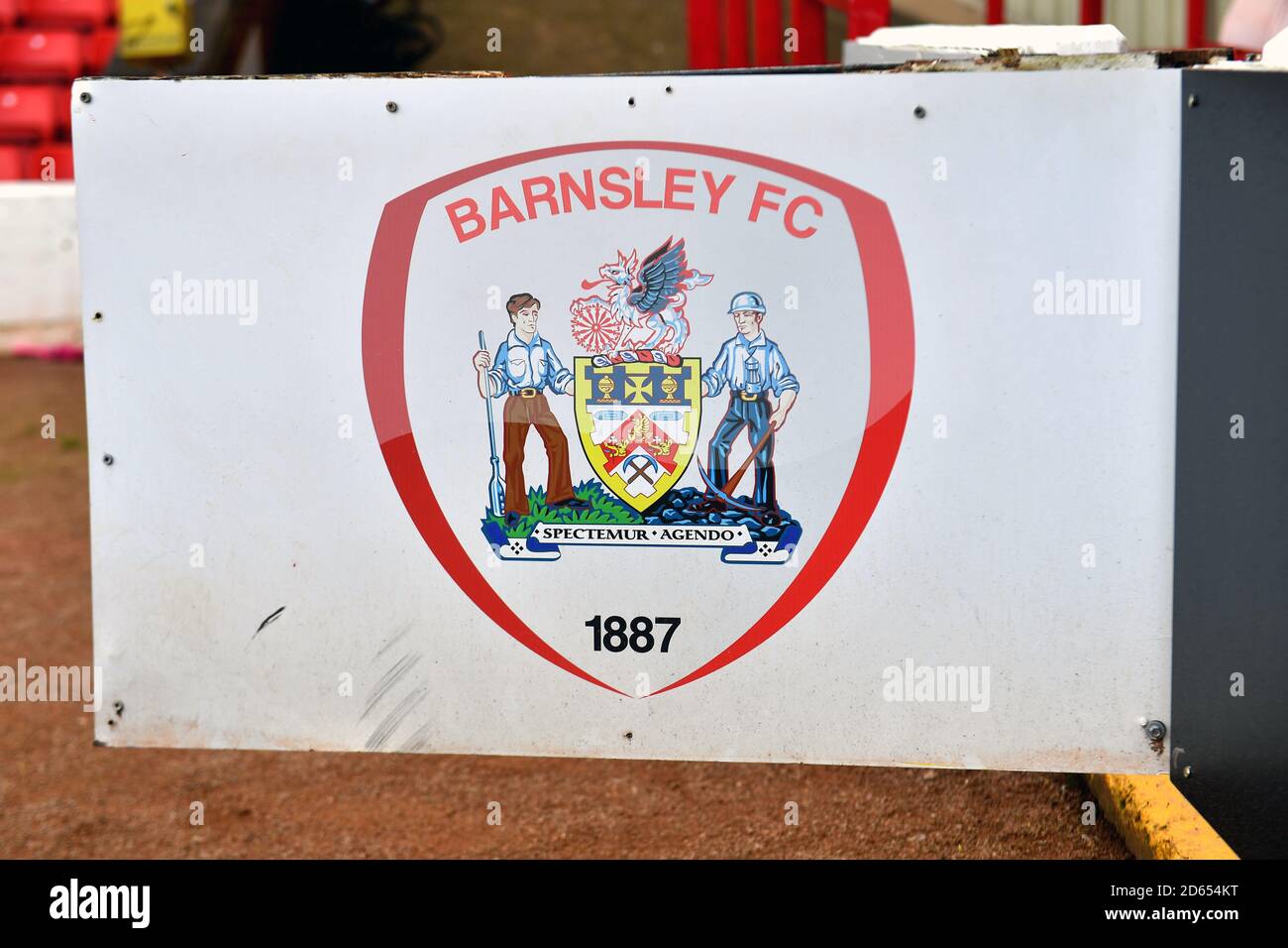 Barnsley fc hi-res stock photography and images - Alamy