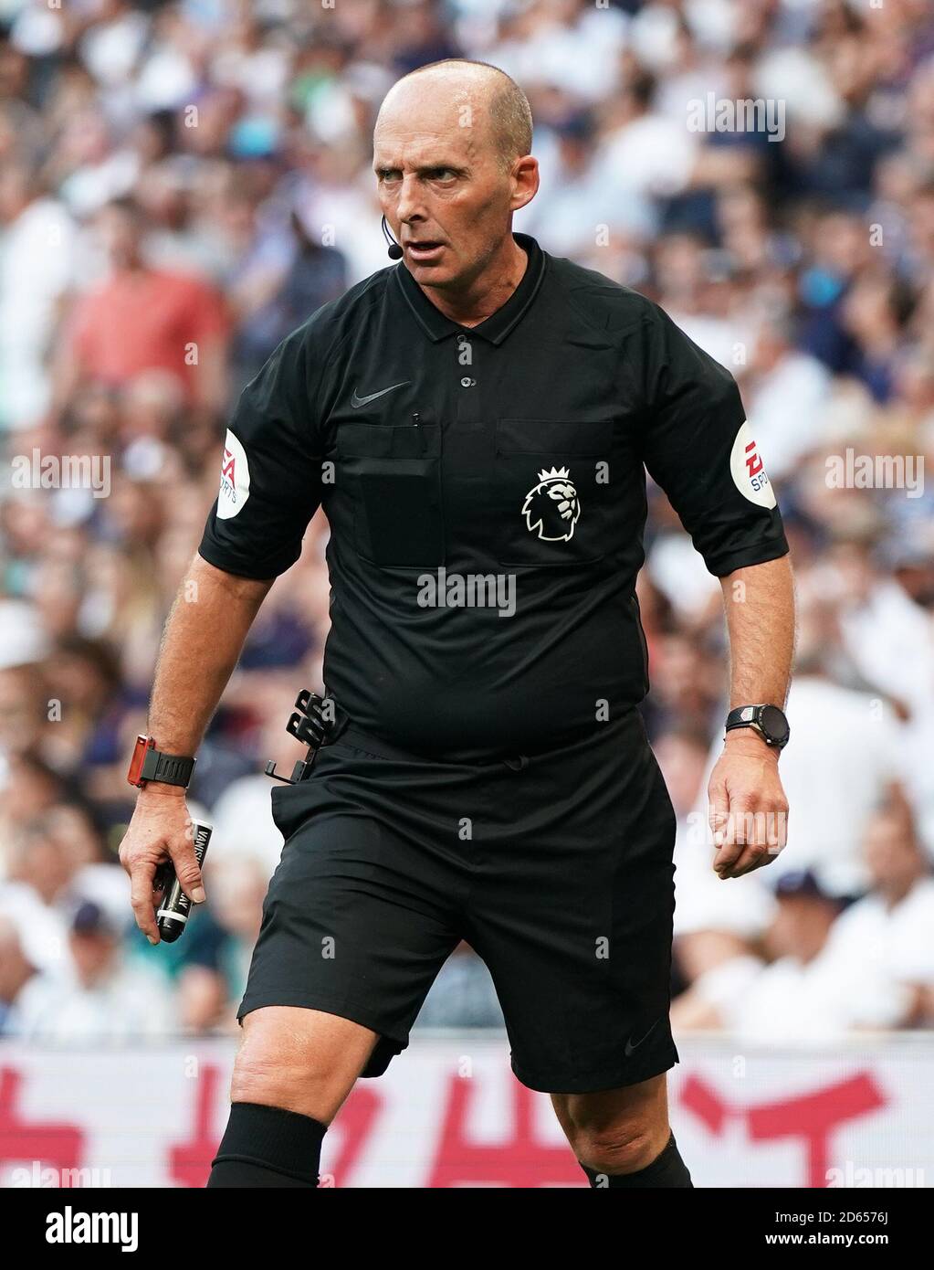 Referee Mike Dean Stock Photo - Alamy