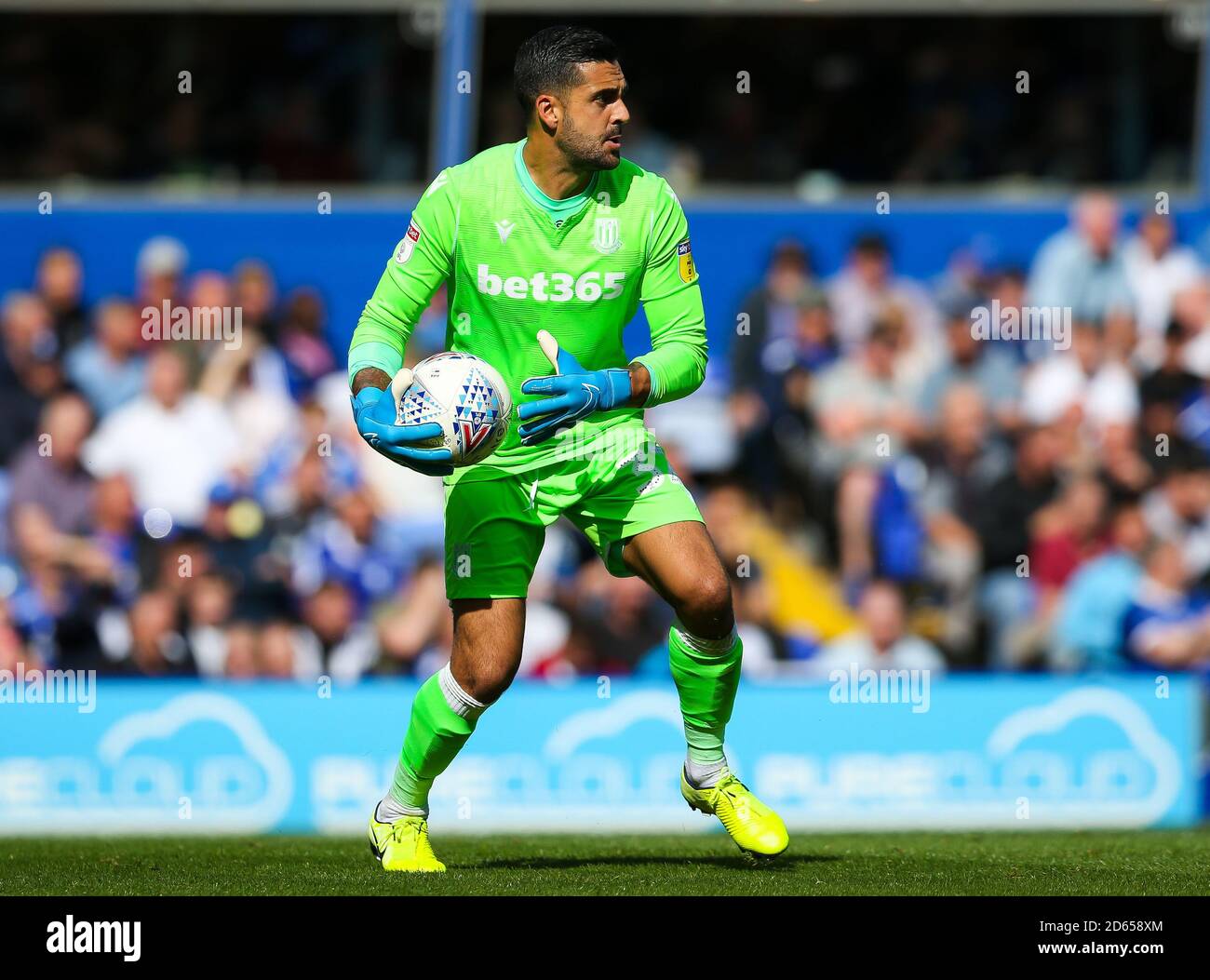 Stoke City goalkeeper Adam Federici during the Sky Bet Championship at ...