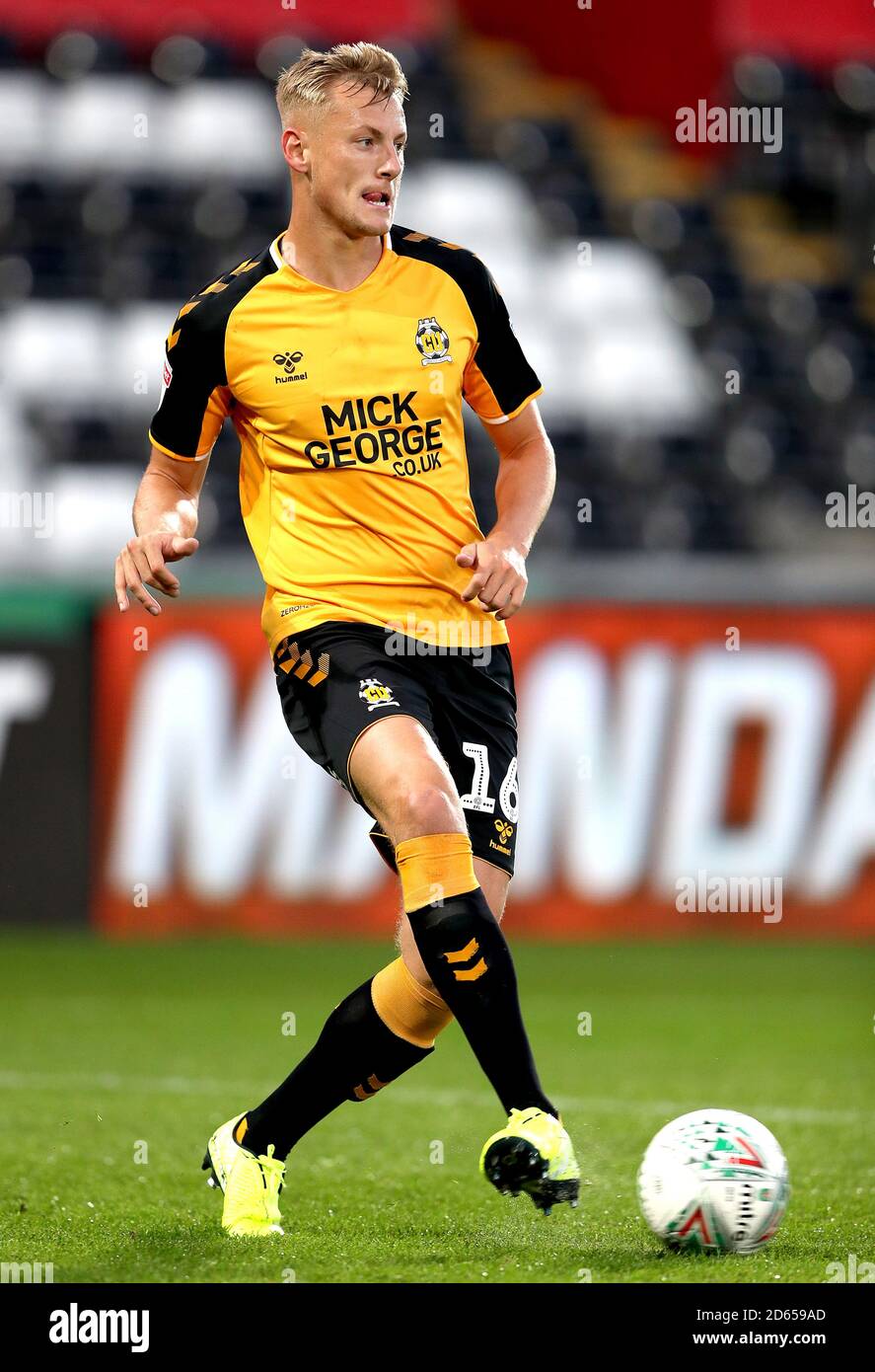 Cambridge United's Harry Darling Stock Photo - Alamy