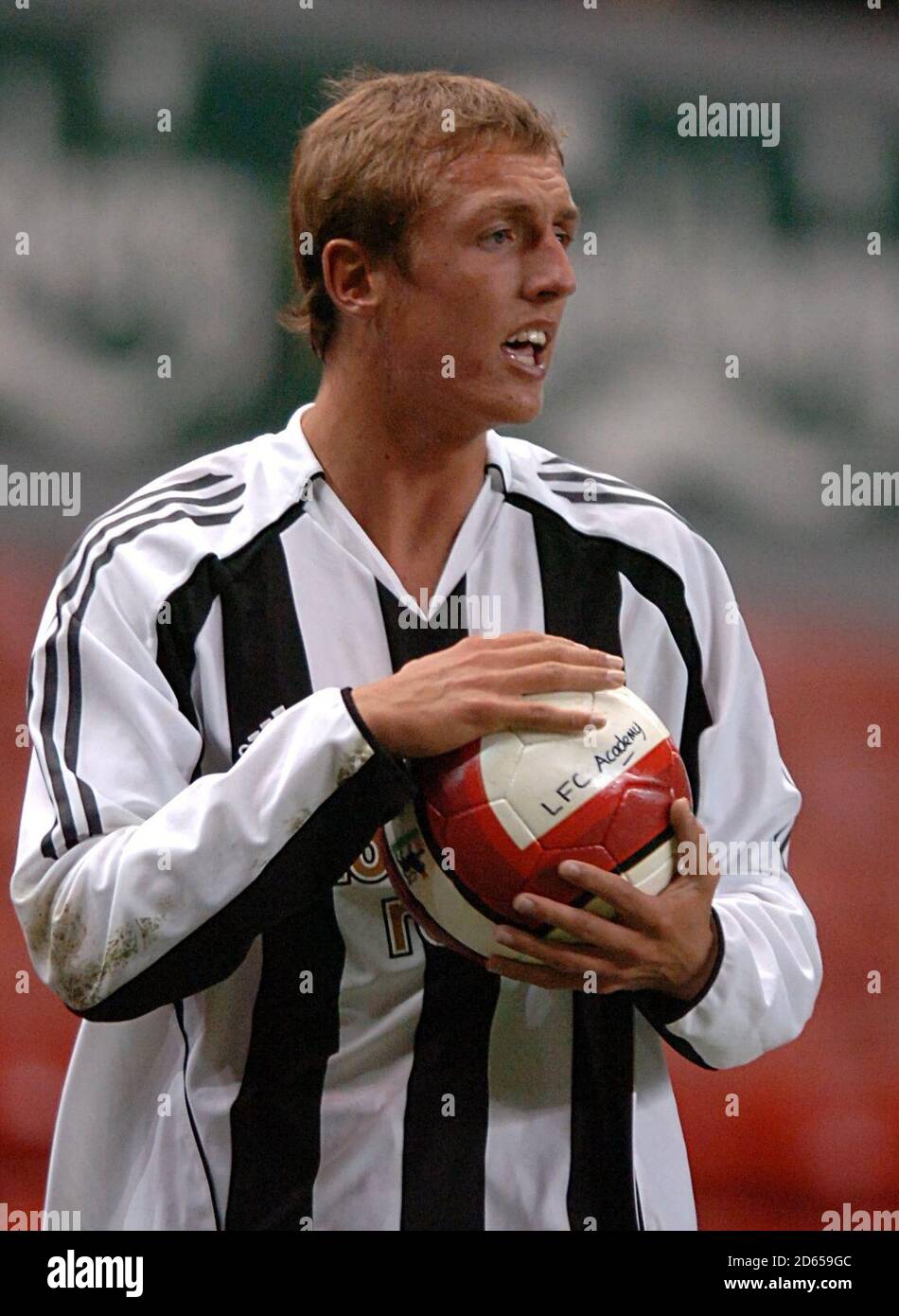 Ross Cowan, Newcastle United Stock Photo - Alamy