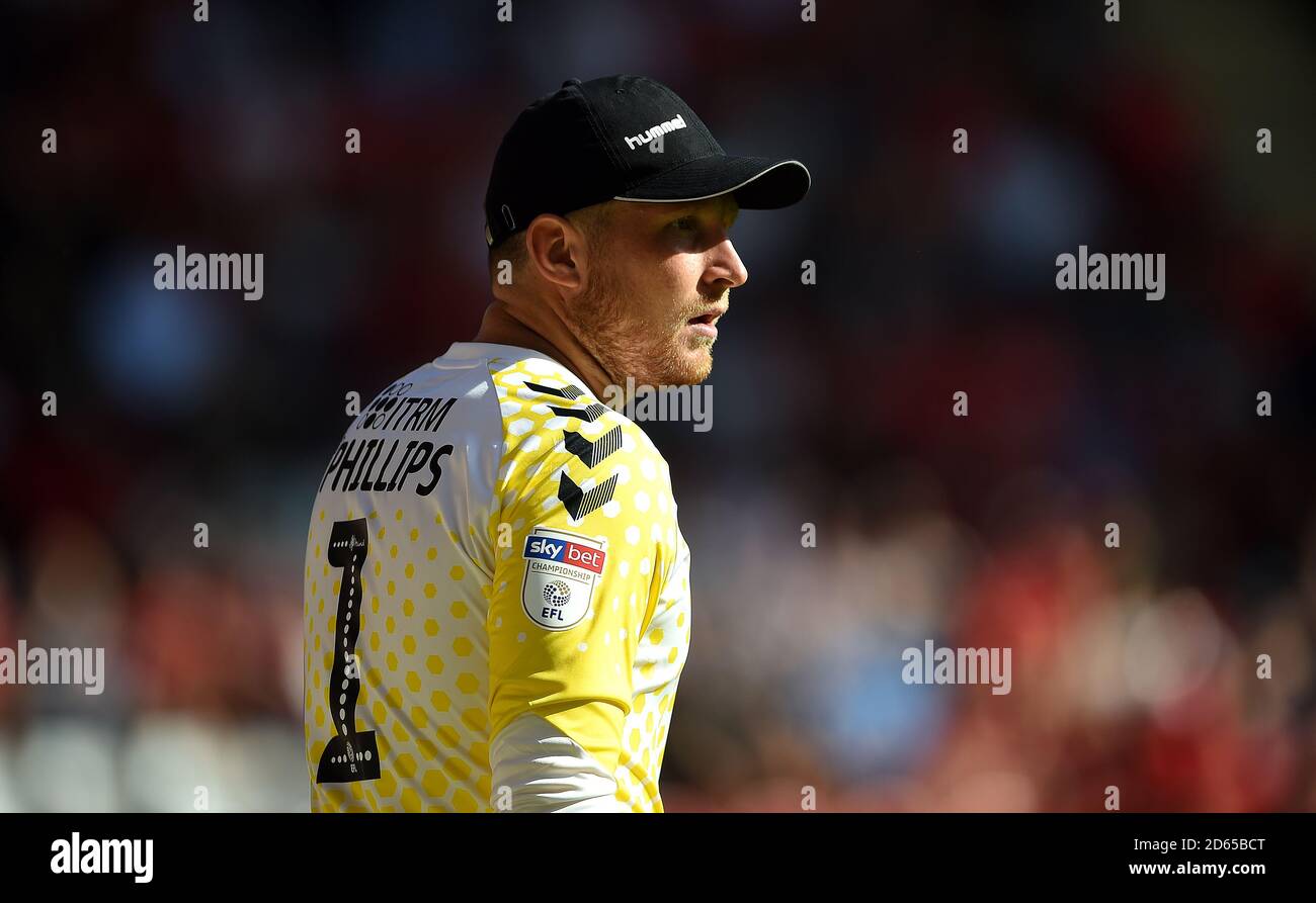 Charlton Athletic goalkeeper Dillon Phillips Stock Photo - Alamy