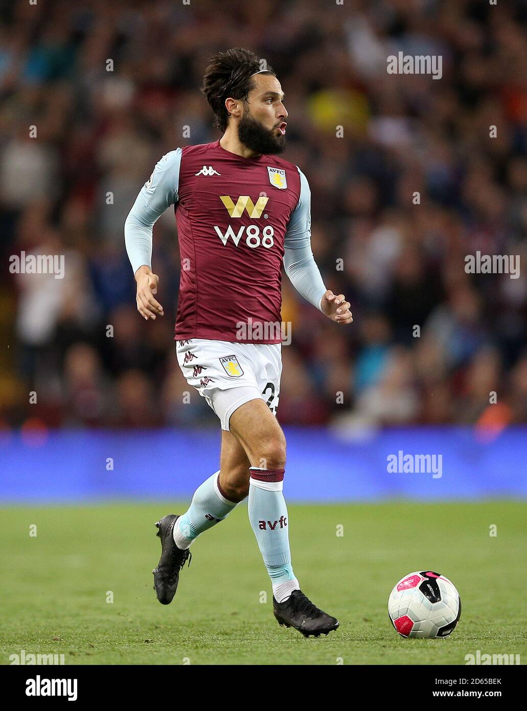 Aston Villa's Jota Stock Photo - Alamy
