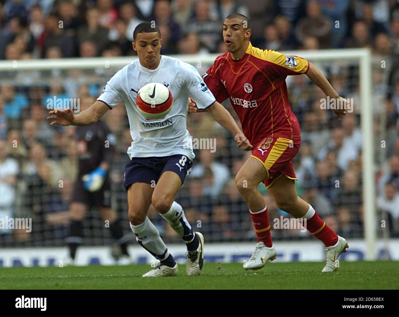 James harper reading hi-res stock photography and images - Alamy