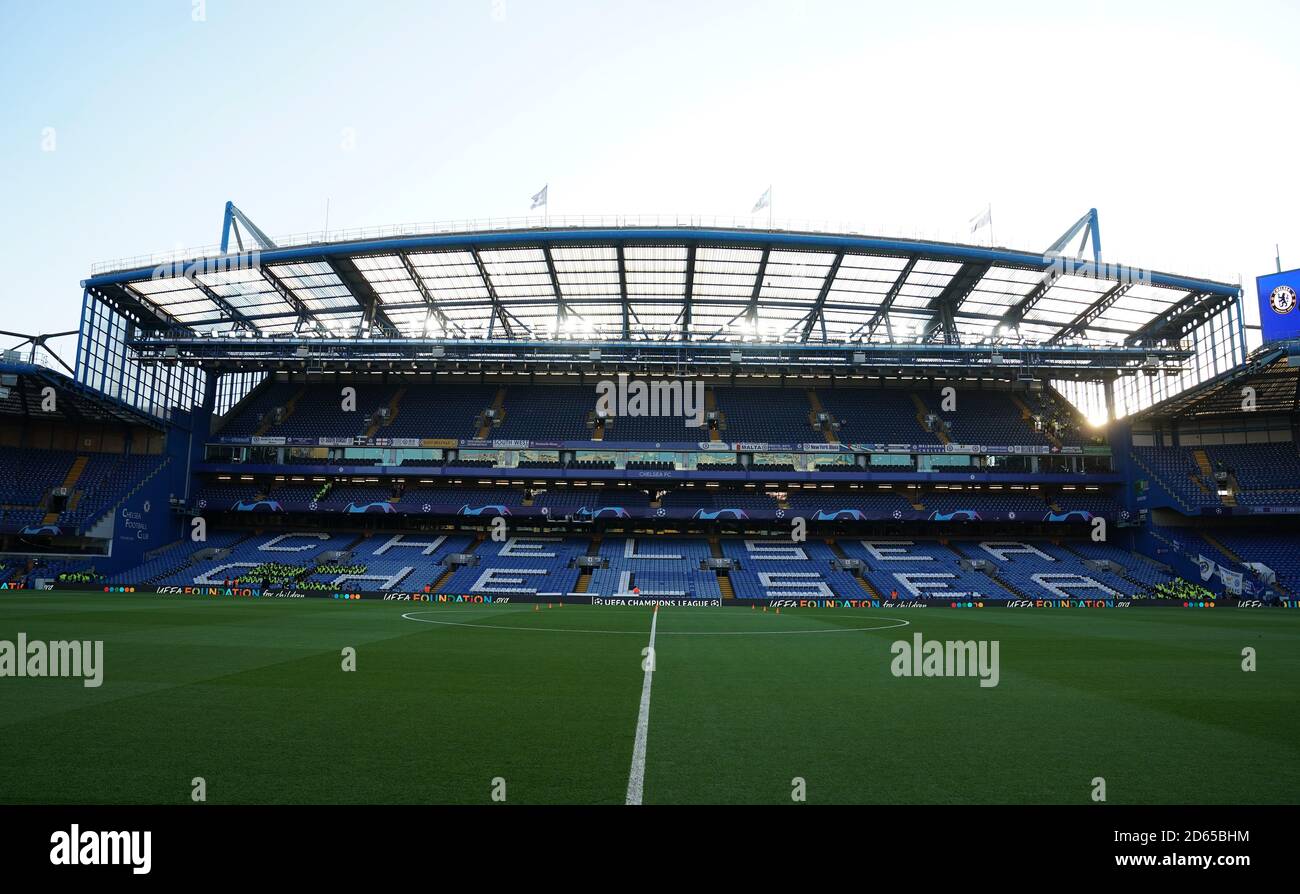 Stamford bridge champions league view hi-res stock photography and ...