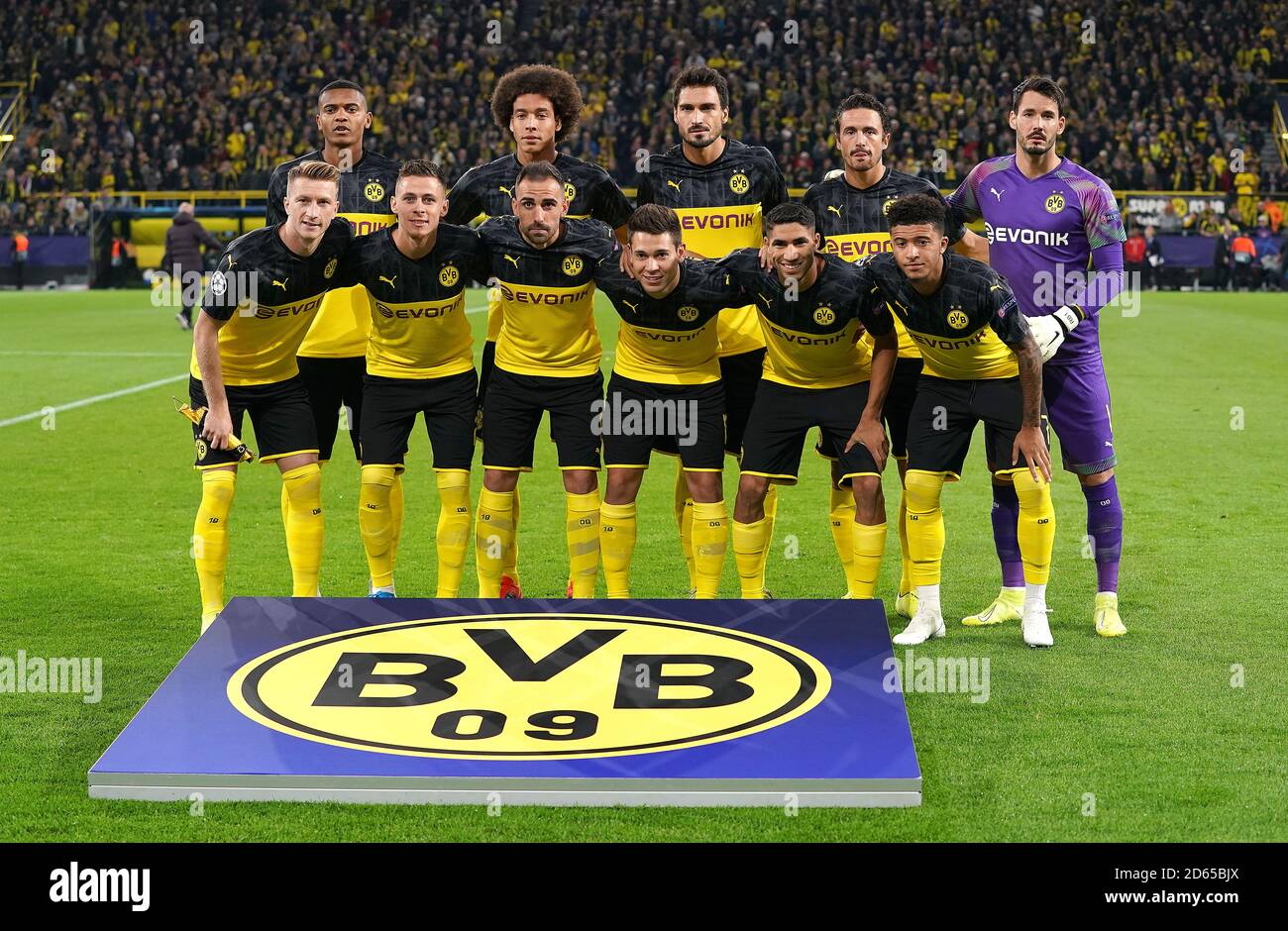 Ucl borussia dortmund hi-res stock photography and images - Alamy