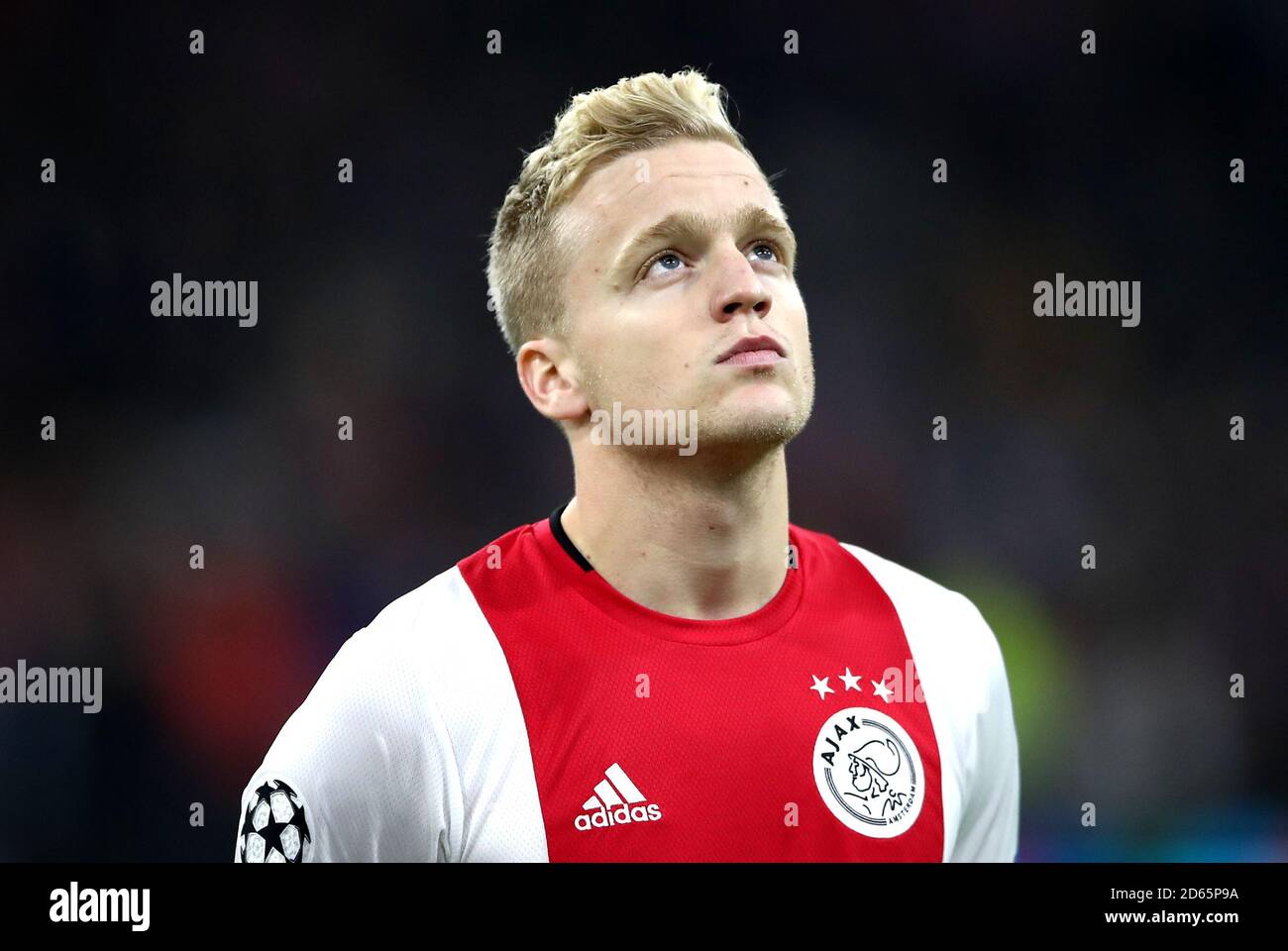 Van de beek ajax hi-res stock photography and images - Alamy