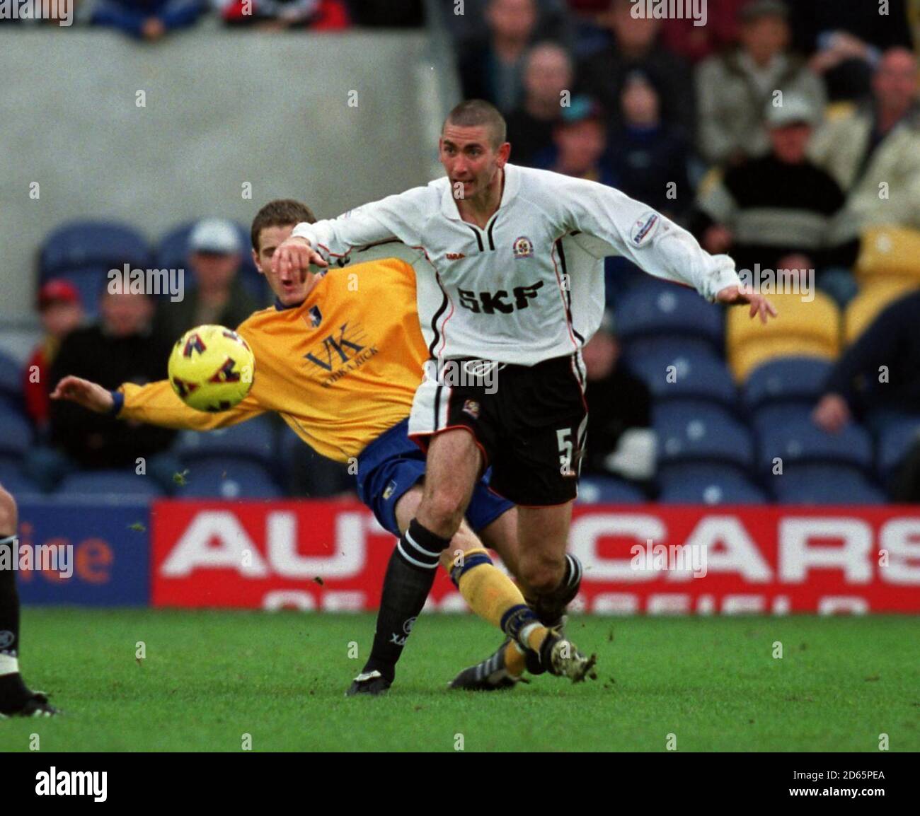 Luton towns russell perrett hi-res stock photography and images - Alamy