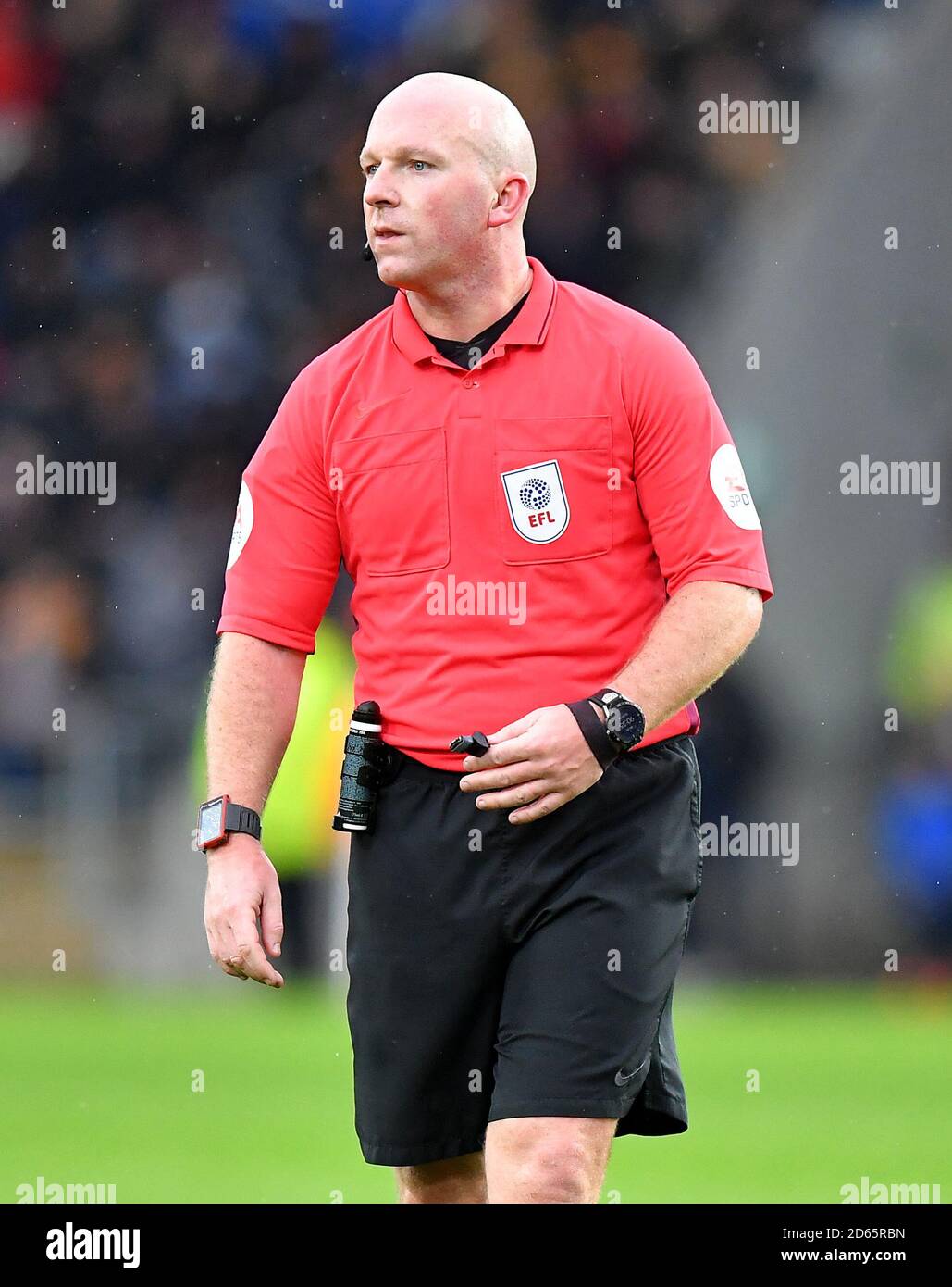 Match referee Simon Hooper Stock Photo - Alamy