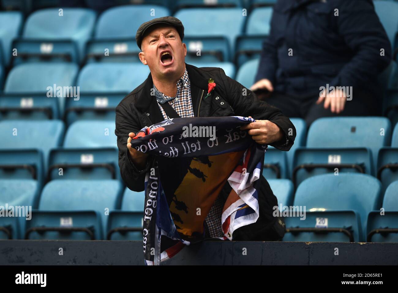 Millwall fans flag football hi-res stock photography and images - Alamy