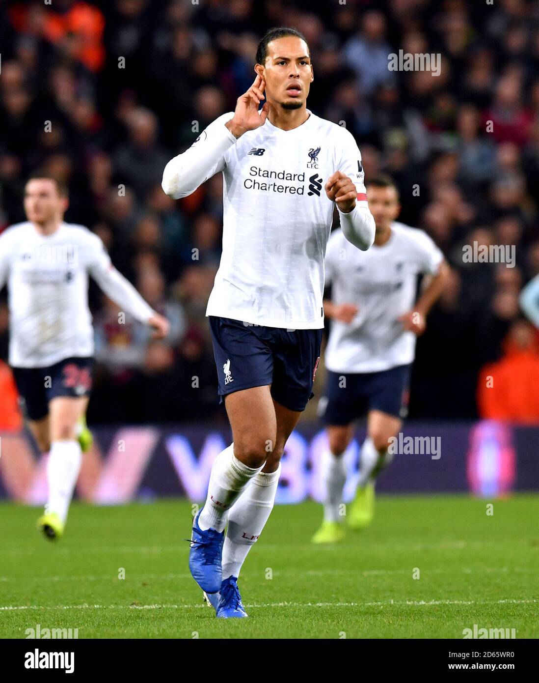 Virgil van dijk in action hi-res stock photography and images - Alamy