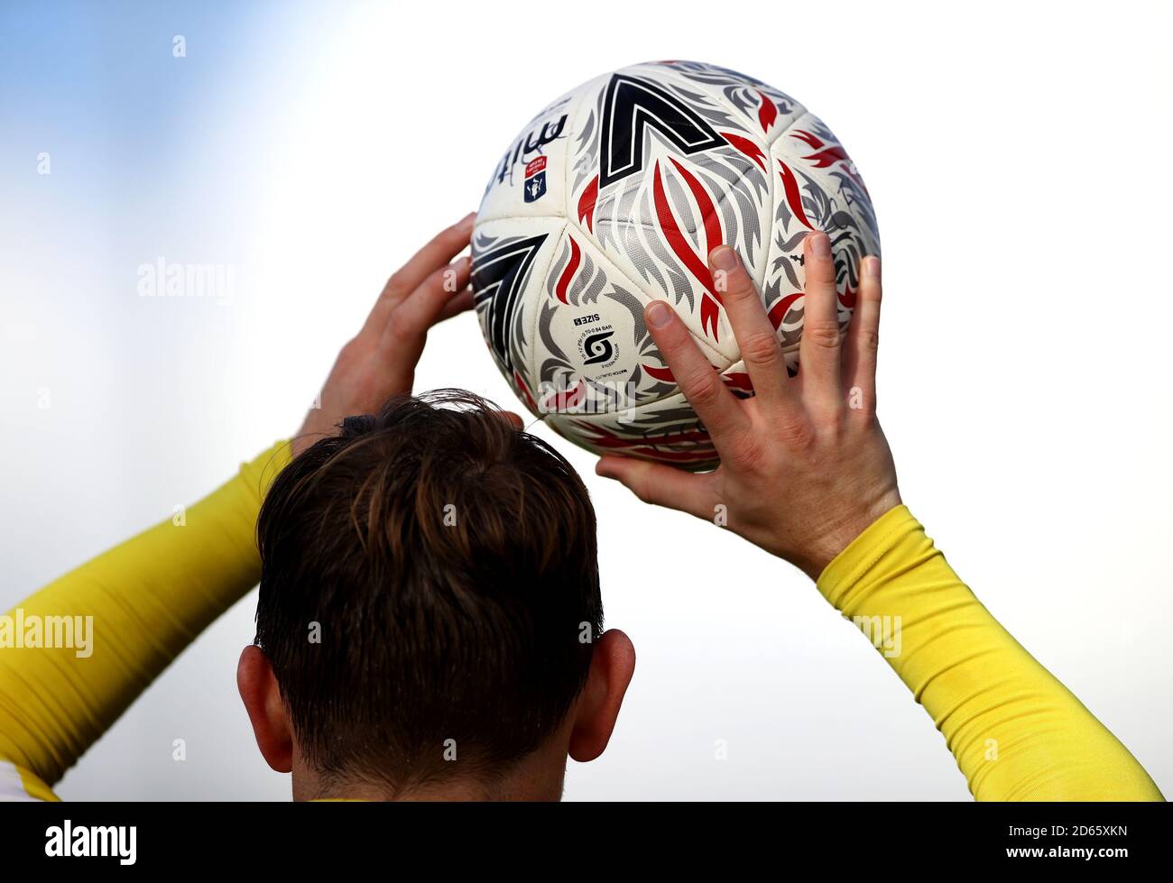 Throw in soccer hi-res stock photography and images - Alamy