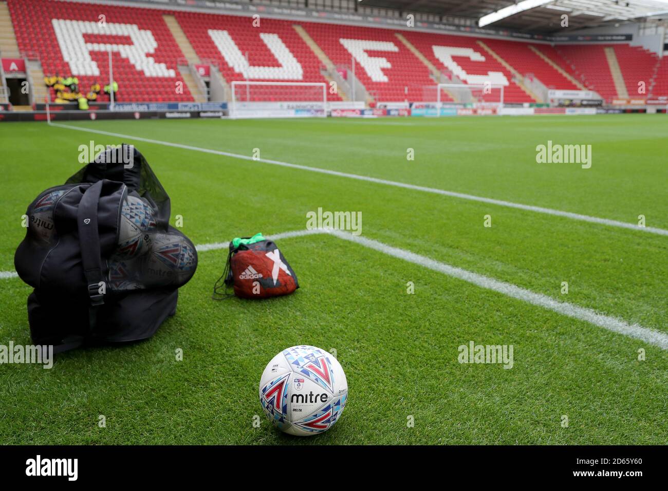 Stadium general view new stadium stand ground gv hi-res stock ...