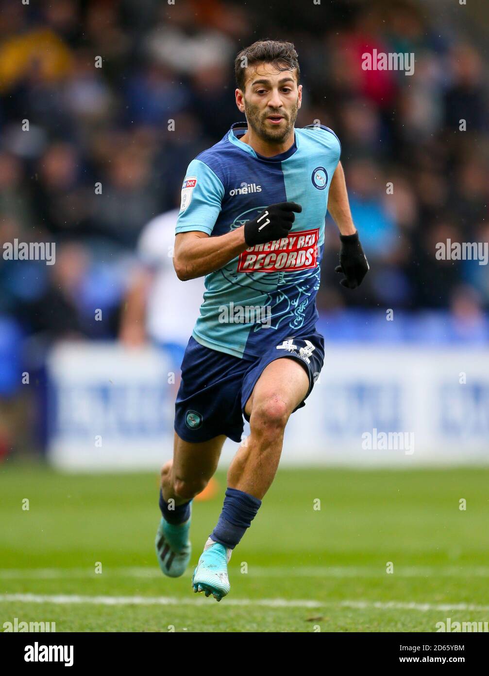 Wycombe wanderers scott kashket hi-res stock photography and images - Alamy