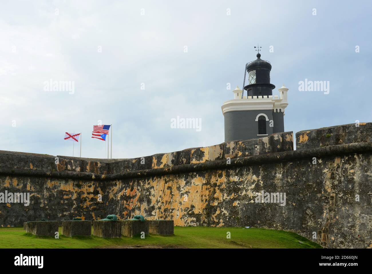 Castillo San Felipe del Morro El Morro Lighthouse, San Juan, Puerto ...