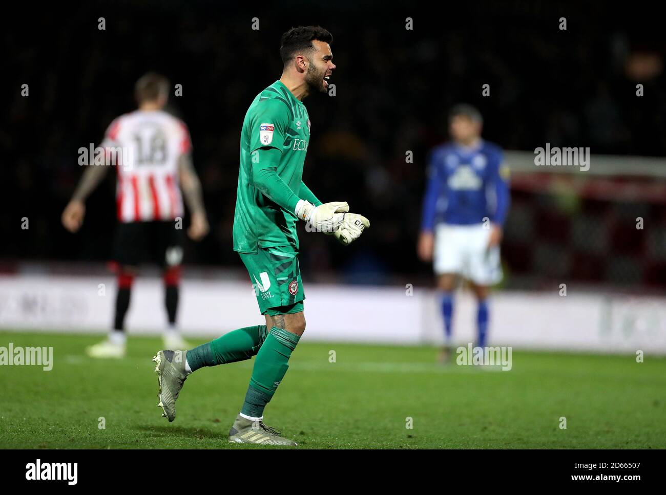 Brentford goalkeeper David Raya Martin celebrates after the game Stock ...