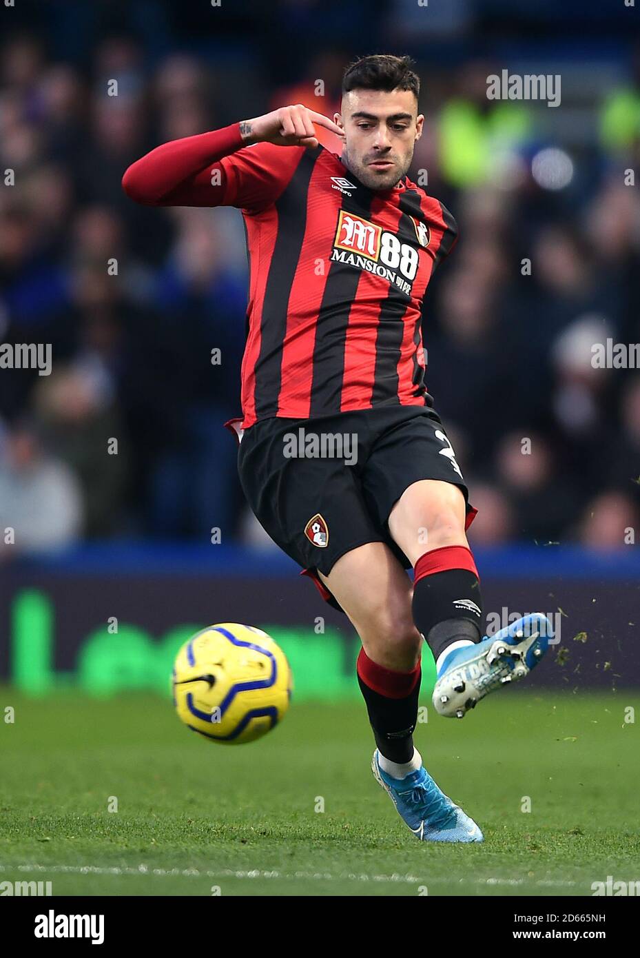 Bournemouth's Simon Francis in action Stock Photo - Alamy
