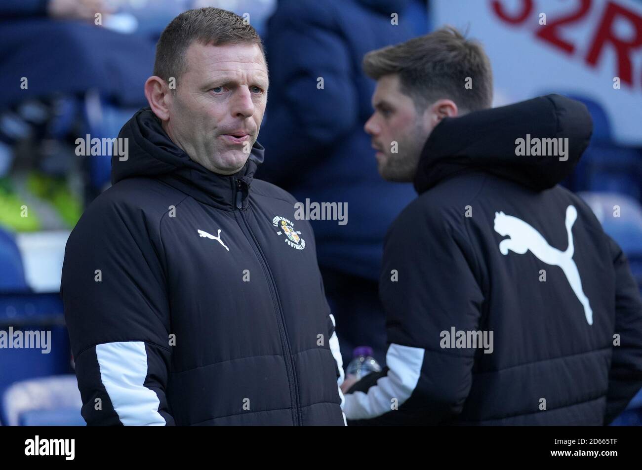 Luton manager Graeme Jones looks on Stock Photo - Alamy