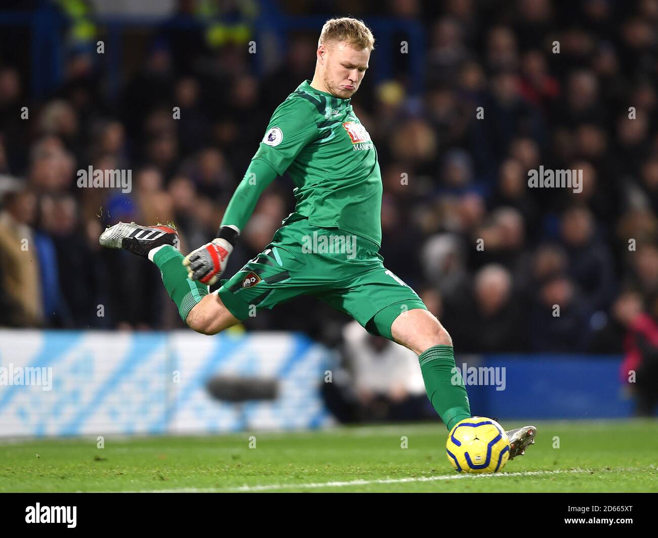Bournemouth goalkeeper Aaron Ramsdale Stock Photo - Alamy Bournemouth goalkeeper Aaron Ramsdale Stock Photo - Alamy
