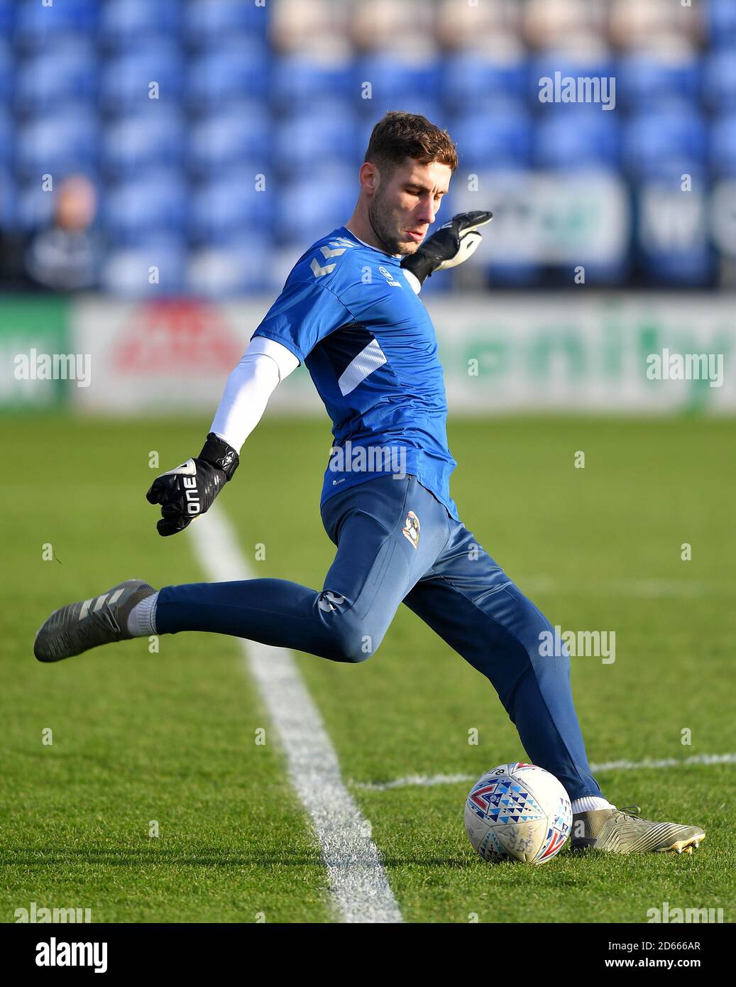 Coventry City goalkeeper Marko Marosi warming up before the game Stock ...