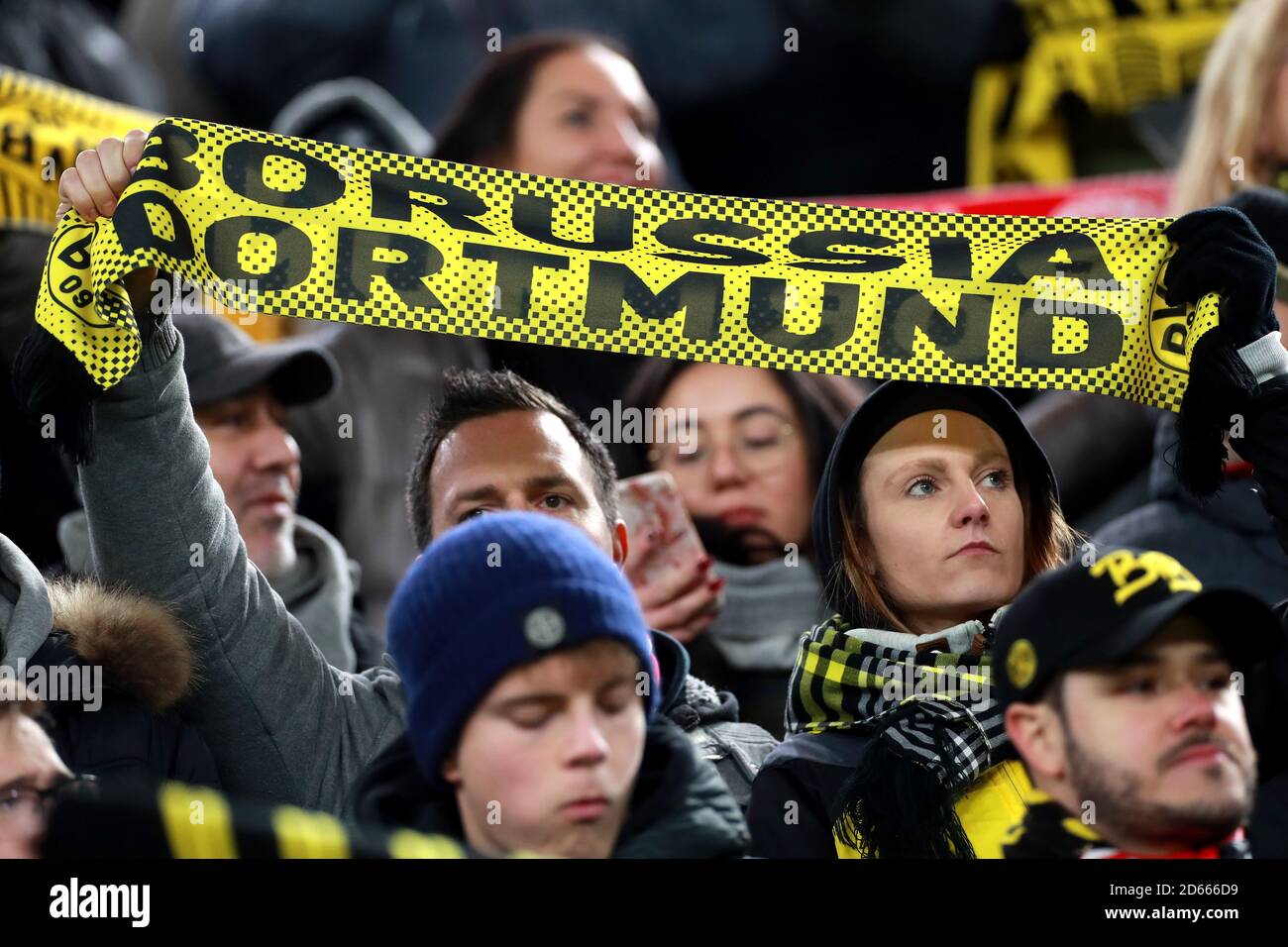Borussia Dortmund fans Stock Photo - Alamy