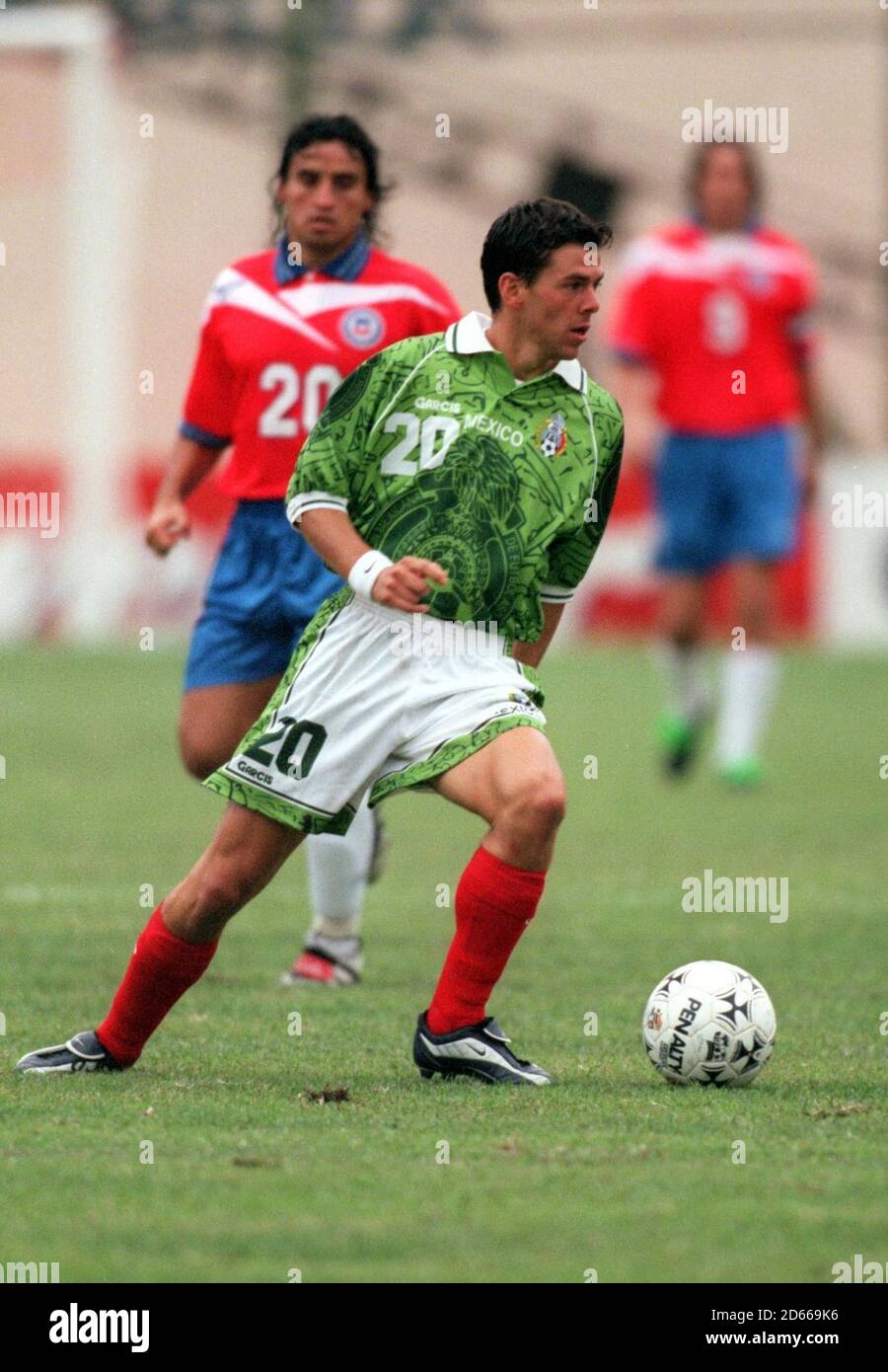 Rafael garcía mexico hi-res stock photography and images - Alamy