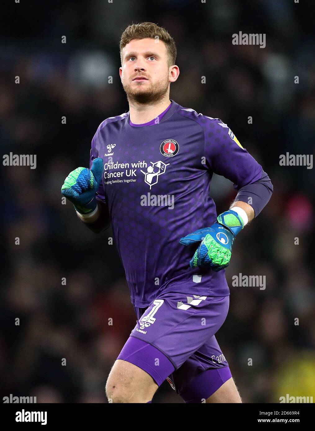 Charlton Athletic goalkeeper Dillon Phillips Stock Photo - Alamy