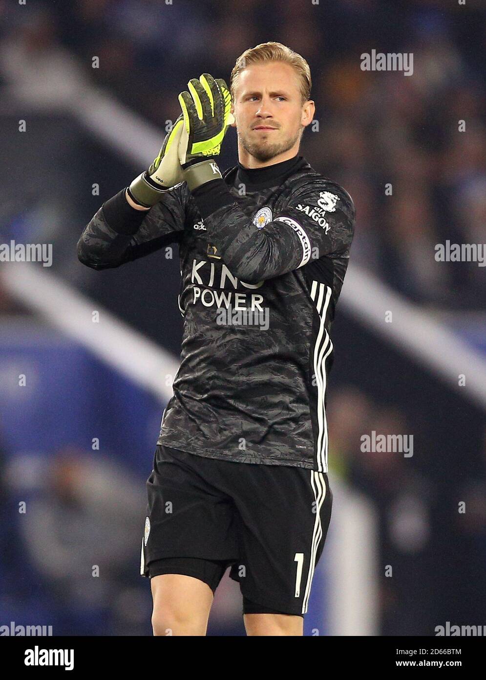 Leicester City goalkeeper Kasper Schmeichel Stock Photo - Alamy