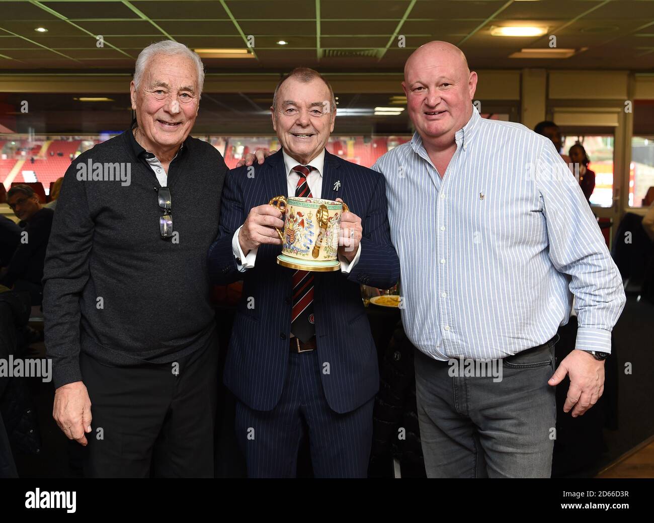 The loving cup london hi-res stock photography and images - Alamy